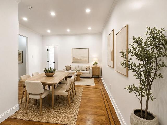 6 room luxury Townhouse for rent in Queens, New York