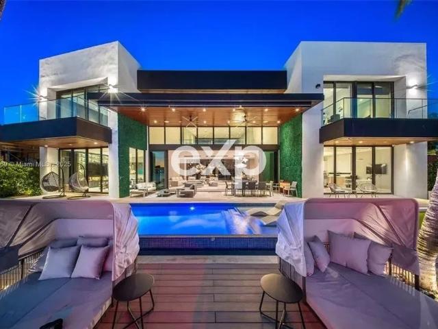 6 room luxury Villa for sale in North Miami Beach, United States