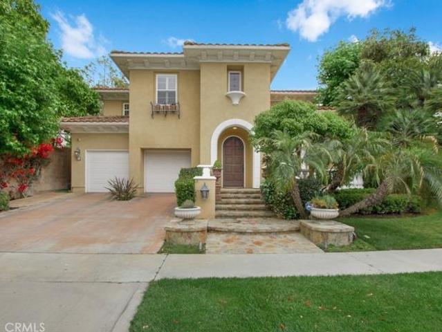 6 Rolling Hills, Irvine, CA 92602