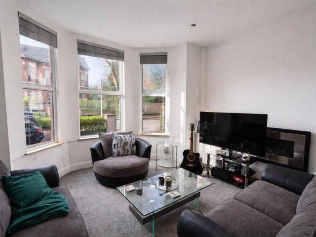 6 Rosetta Park, Belfast, BT6 0DJ