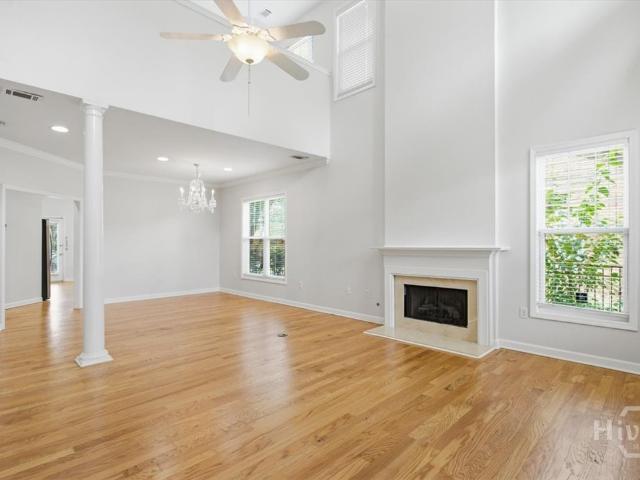 6 Roundtree Circle