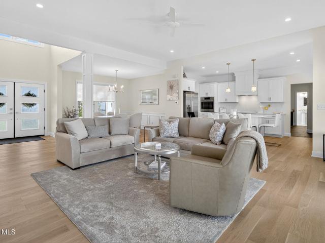6 Sterling Ridge