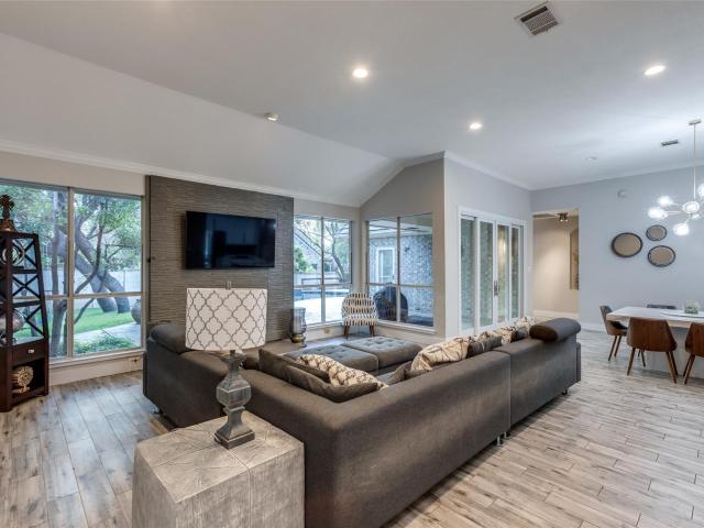6 Stillmeadow Ct