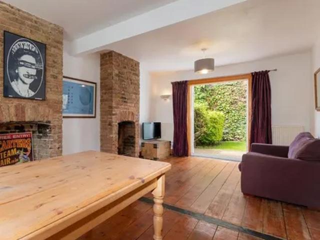 6 Sulgrave Road, London, W6 7RJ, United Kingdom | 2 bed house for rent #140656326 | Rentberry