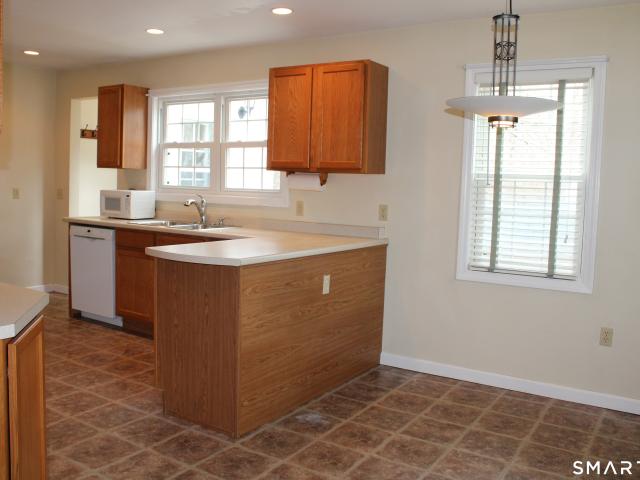 6 Sunnyside E Rd Ext, Unit 6, Norwich, CT 06360 | MLS #24160 | Compass
