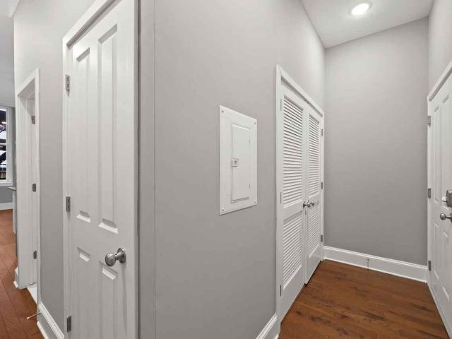 6 S Calvert Street Studio Apartment for Rent at 6 S Calvert St, Baltimore, MD 21202 Downtown Baltimore
