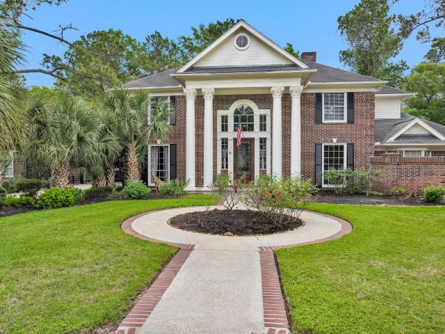 6 S Brokenfern Drive