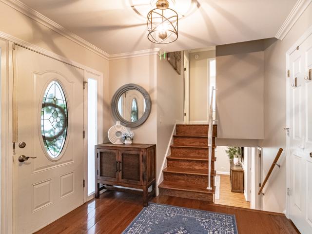 6 s deerpath drive
