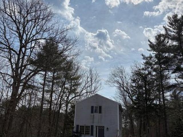 6 S Spaulding Brook Rd, Brookline, NH 03033
