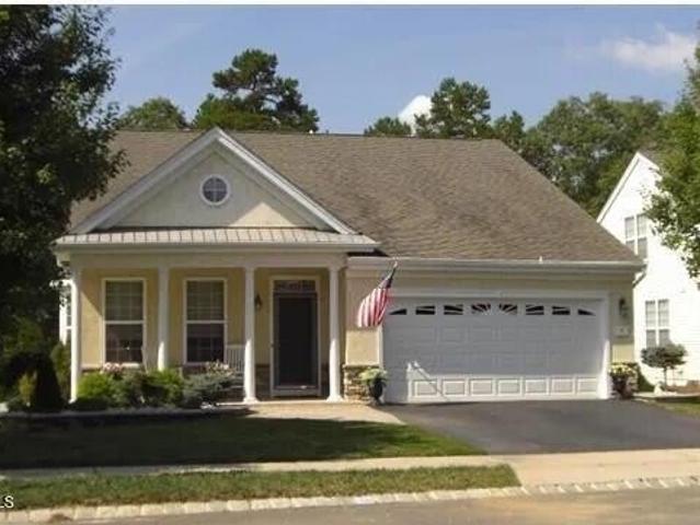 6 S Point Blvd, Barnegat, NJ 08005
