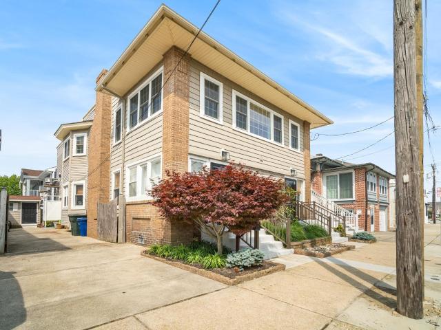 6 S Wissahickon Ave