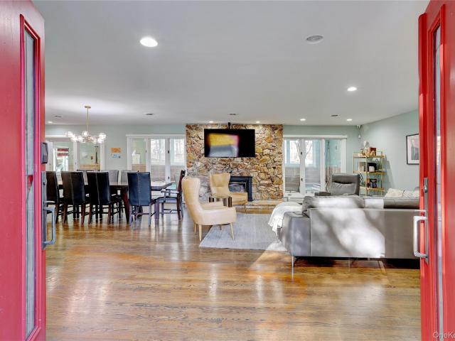 6 Scenic Vista Drive