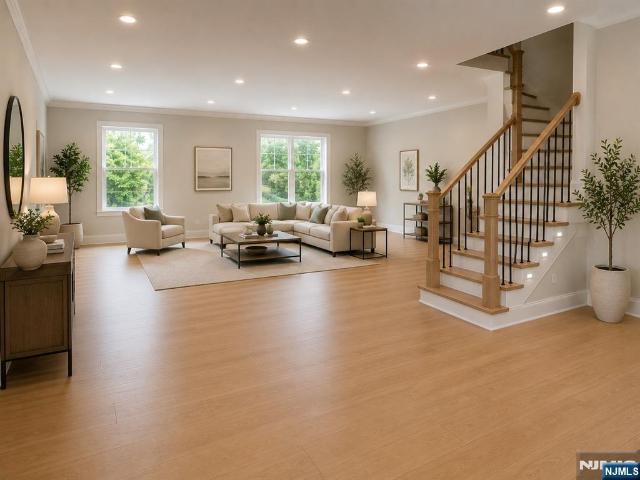 6 Scharg Court