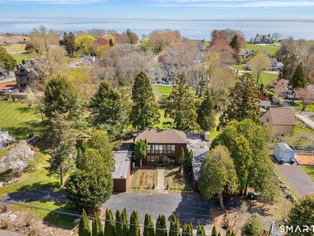 6 Shore Rd, Waterford, CT 06385