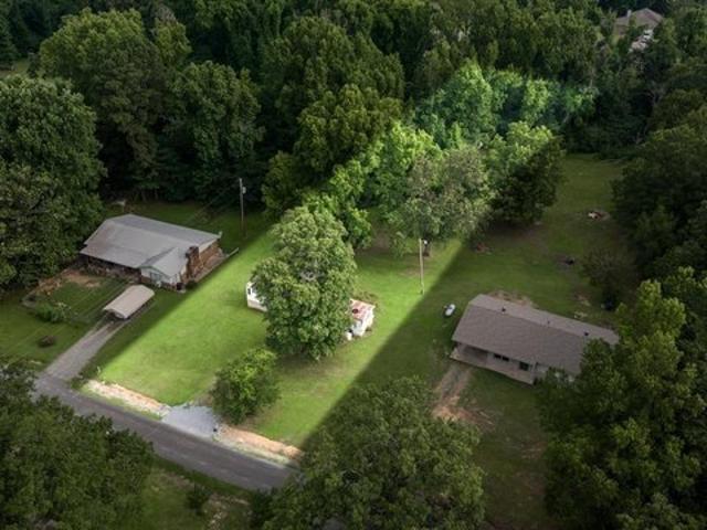 6 Simmons Ln, Conway, AR 72032