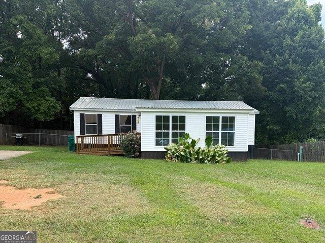 6 Skyland Dr W, Locust Grove, GA 30248