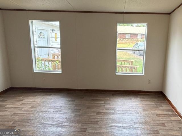 6 Skyland Drive W
