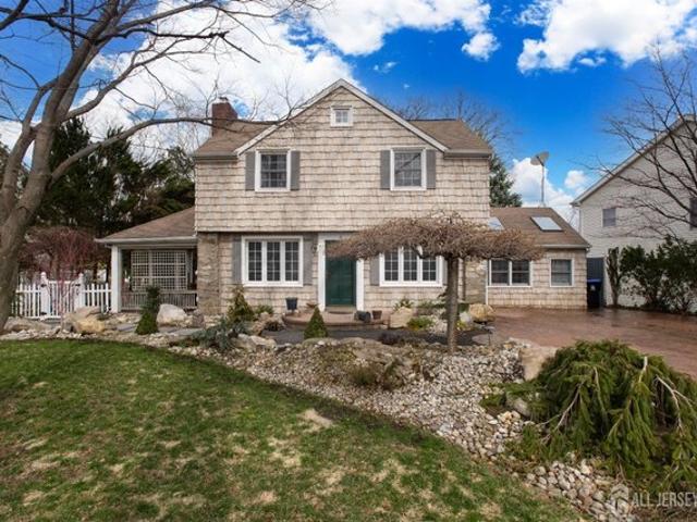 6 South Dr, East Brunswick, NJ 08816