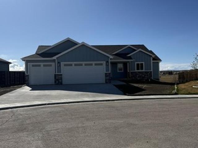 6 Spencer Ln, Gillette, WY 82718