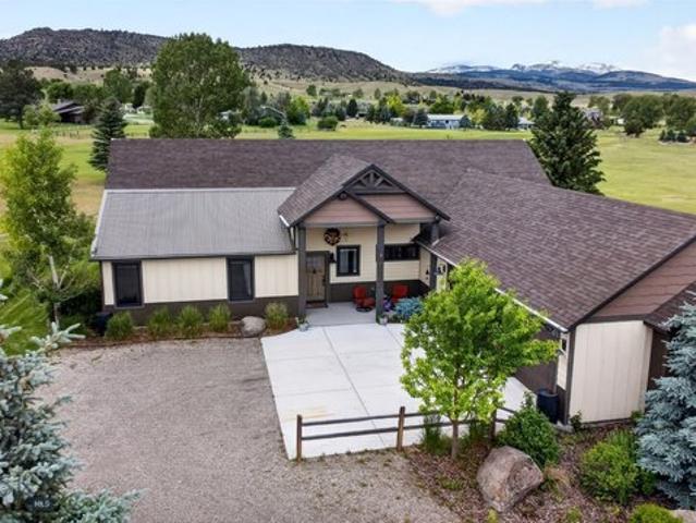 6 Sphinx Mountain Ct, Ennis, MT 59729