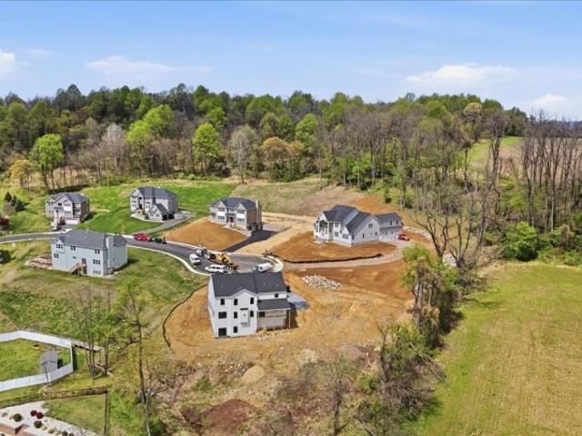 6 Spring Ct