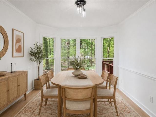6 Spring Oak Court