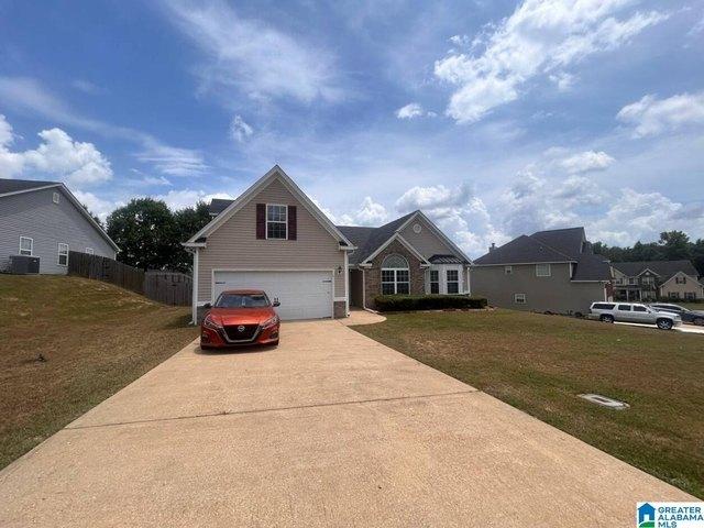 6 Springwood Ct, Phenix City, AL 36870