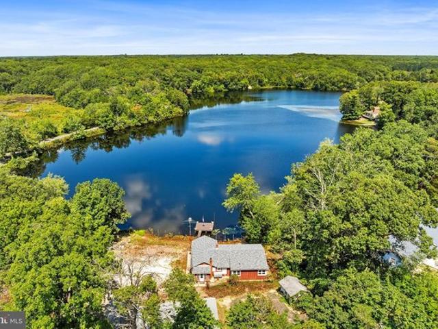 6 Spruce Ln, Bridgeton, NJ 08302