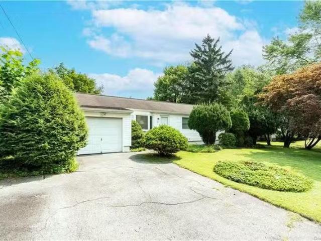 6 Tuscarora Drive, Wappingers Falls, NY 12590 659033153