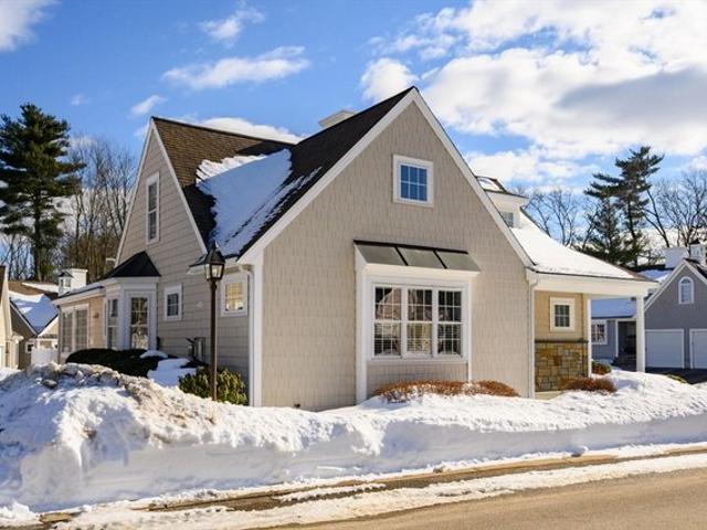 6 Tee Time Ln Unit 38, Weymouth, MA 02190