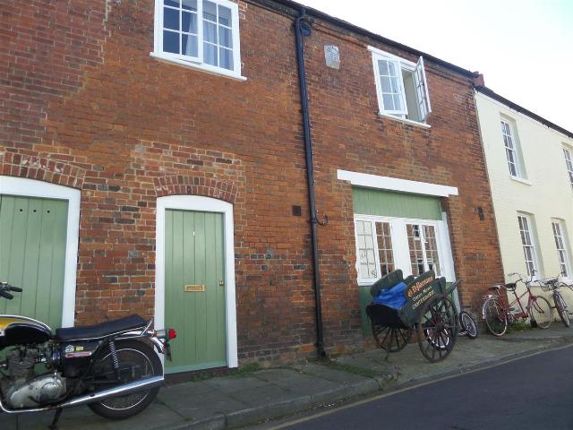 6 The Old Oast, Canterbury Ref 3264 CT1, Studio to rent, £850 pcm | PrimeLocation