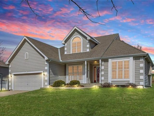 6 Timber Creek Dr, Platte City, MO 64079