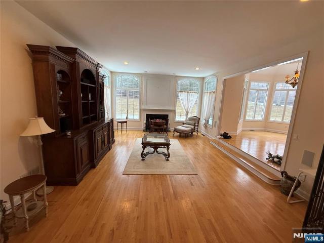6 Trout Brook Court