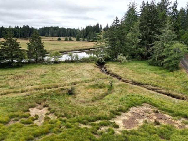 6 US Highway 101, South Bend, WA 98586