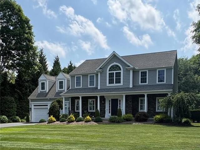 6 Val Jean Dr, Smithfield, RI 02828