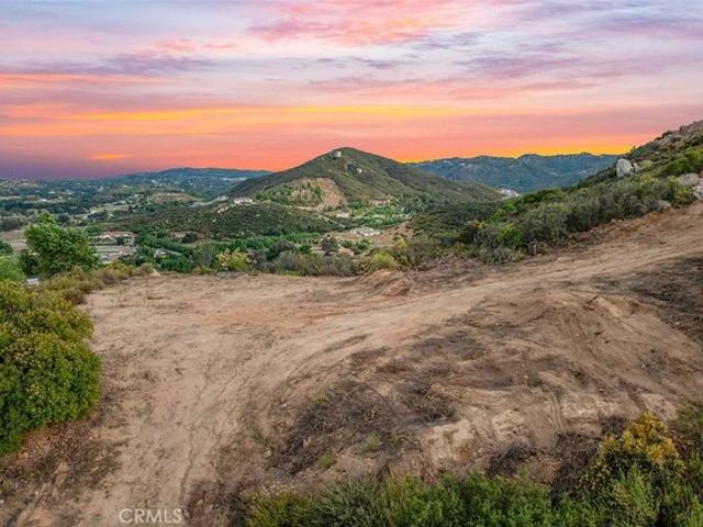 6 Vista Del Bosque, Murrieta, CA 92562