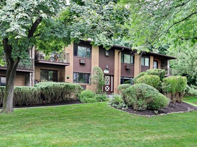 6 W Lawrence Park Dr Unit 2, Piermont, NY 10968