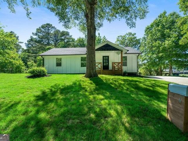 6 W Point Dr SE, Lindale, GA 30147