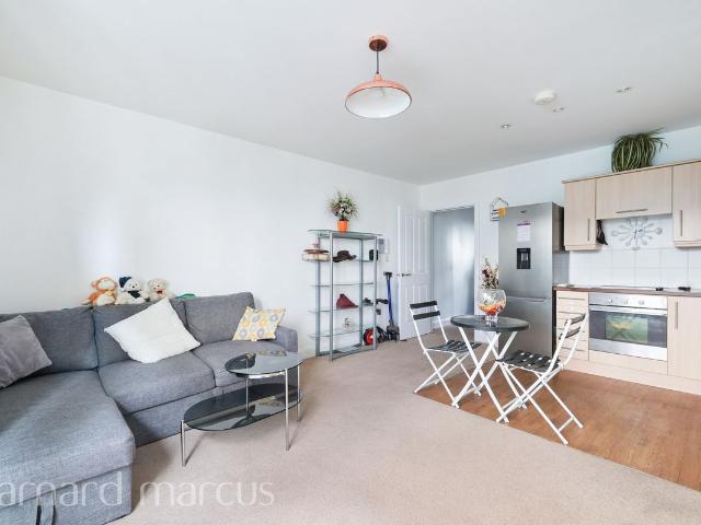 6 Waterworks Yard, Croydon CR0, 1 bed flat to rent, £1,450 pcm | PrimeLocation