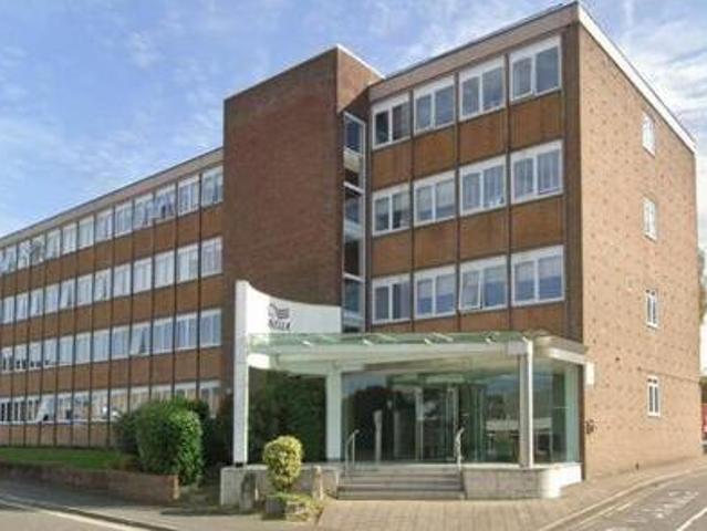 6 Wella Road, Wella House, Basingstoke, 1 Bedroom Ground