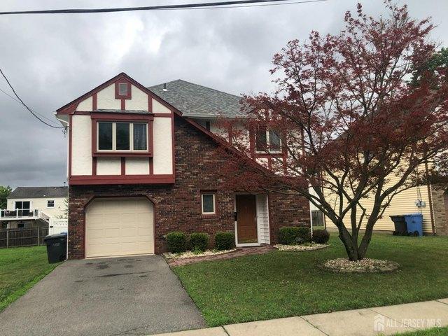 6 Weston St, Metuchen, NJ 08840