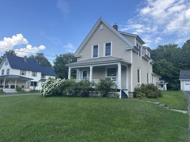 6 Whitney St, Presque Isle, ME 04769