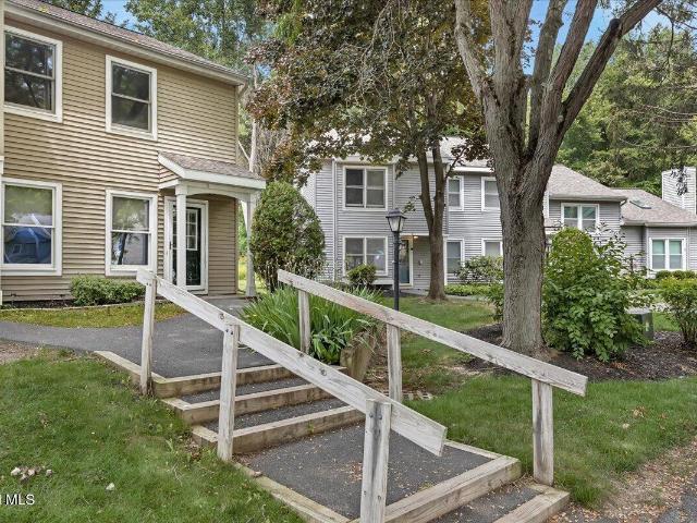 6 Wilton Court