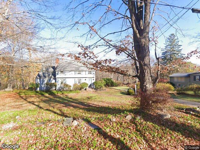 6 Winding Rd, Brookfield, CT 06804