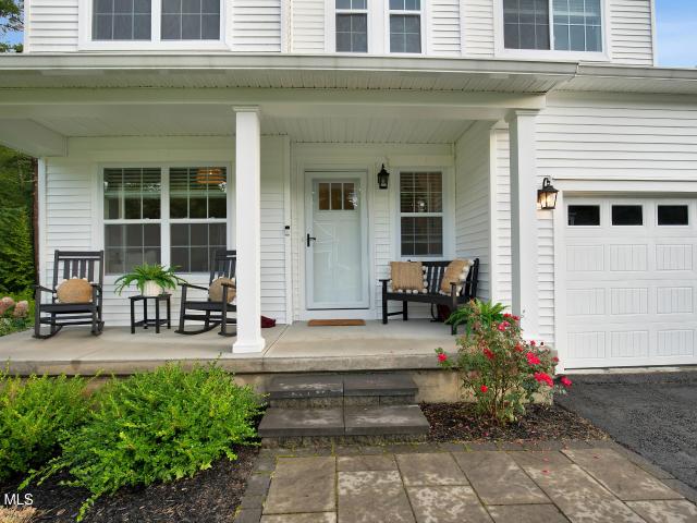 6 Winterberry Lane