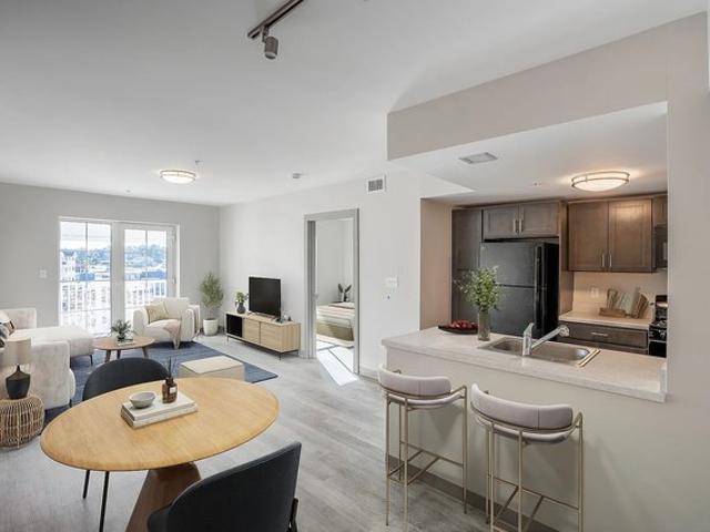 6 Woodland Cove Way, East Wareham, MA 02538