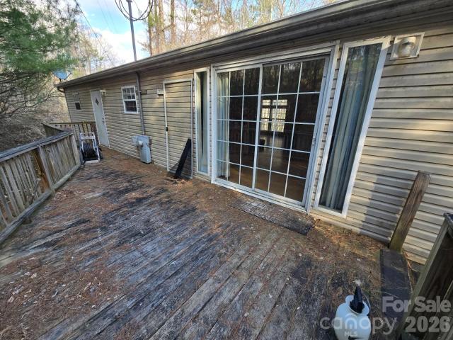 6 Woodland St, Spruce Pine, NC 28777 | MLS #4364 | Compass
