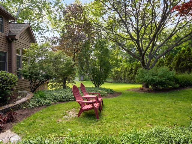 6 Woodmere