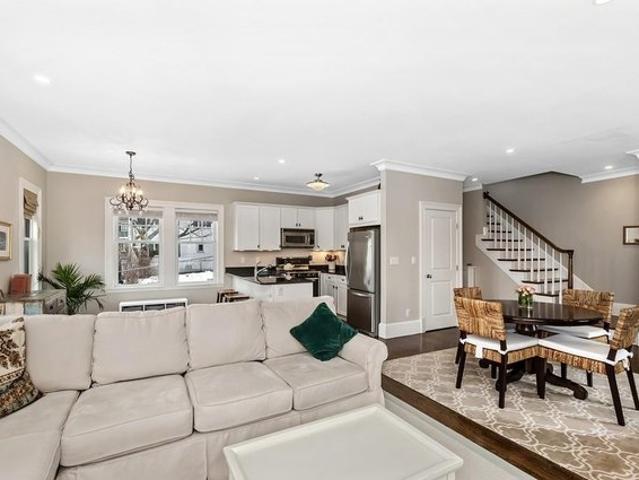 6 Woods Pl Unit 2, Boston, MA 02129