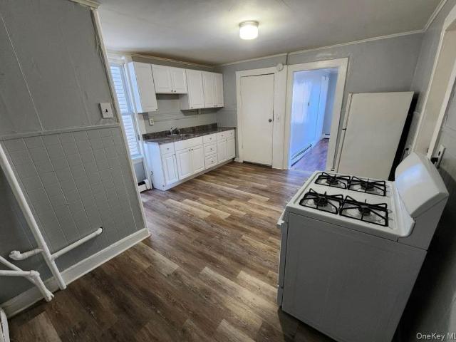 6 Zimmer Avenue